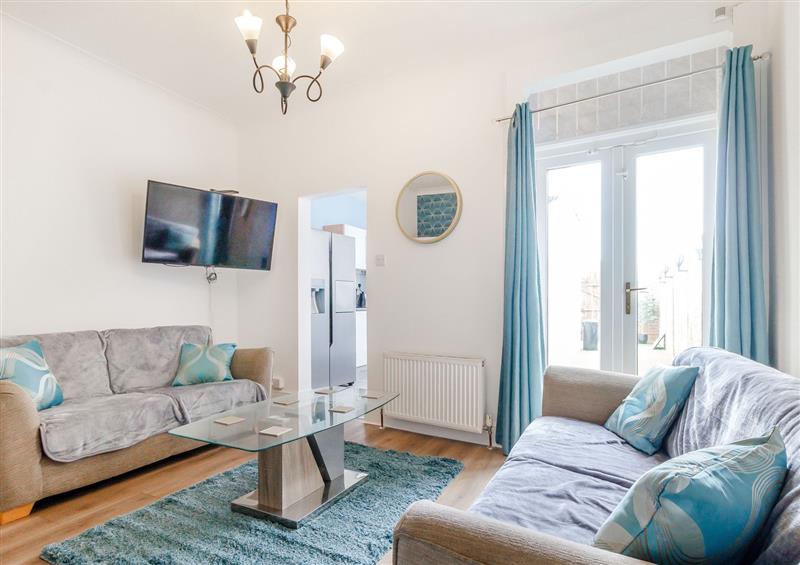 Photos of 10 Waxholme Road, Withernsea