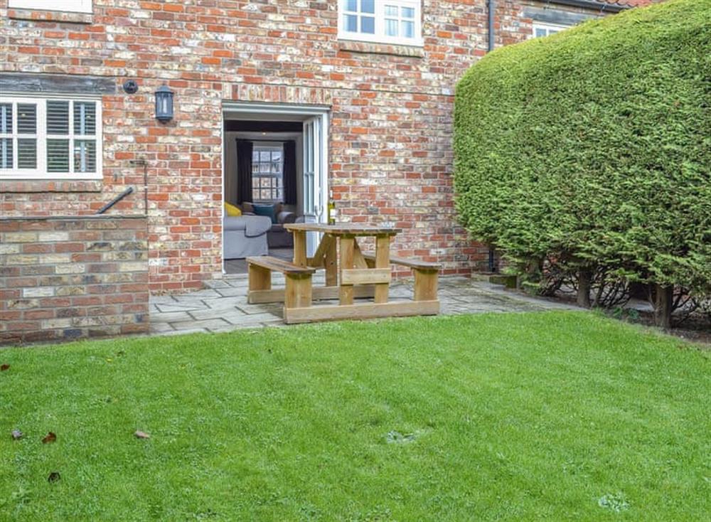 Chestnut Farm Holiday Park - Ings Cottage in Acaster Malbis, near York ...