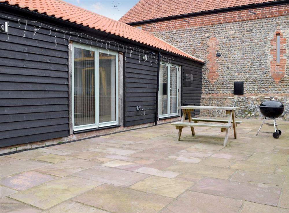 Hall Farm Barns - Courtyard Barn in Gimingham, near Mundesley, Norfolk ...