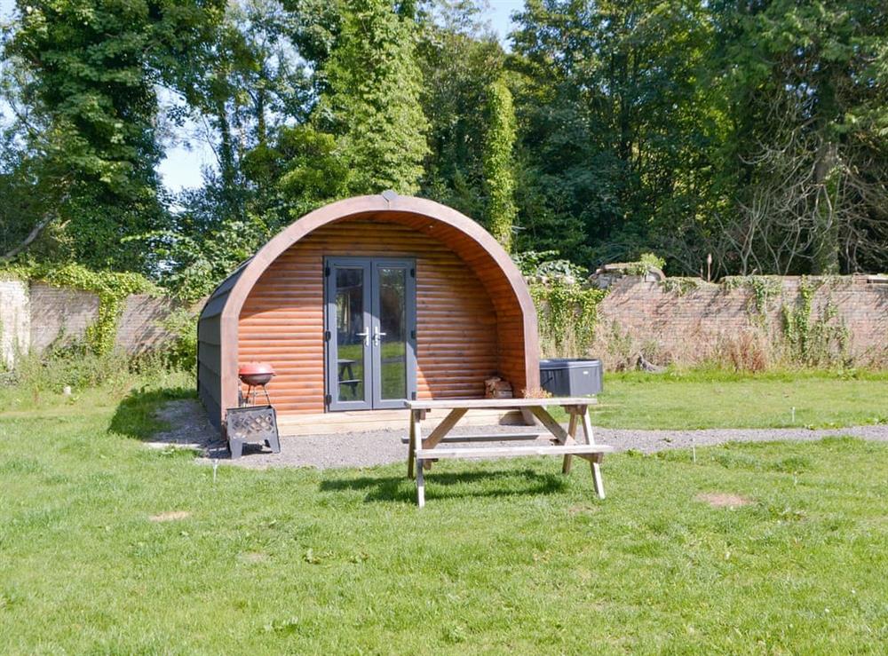 Harecroft Hall - Pod 3 in Gosforth, Cumbria sleeps 4