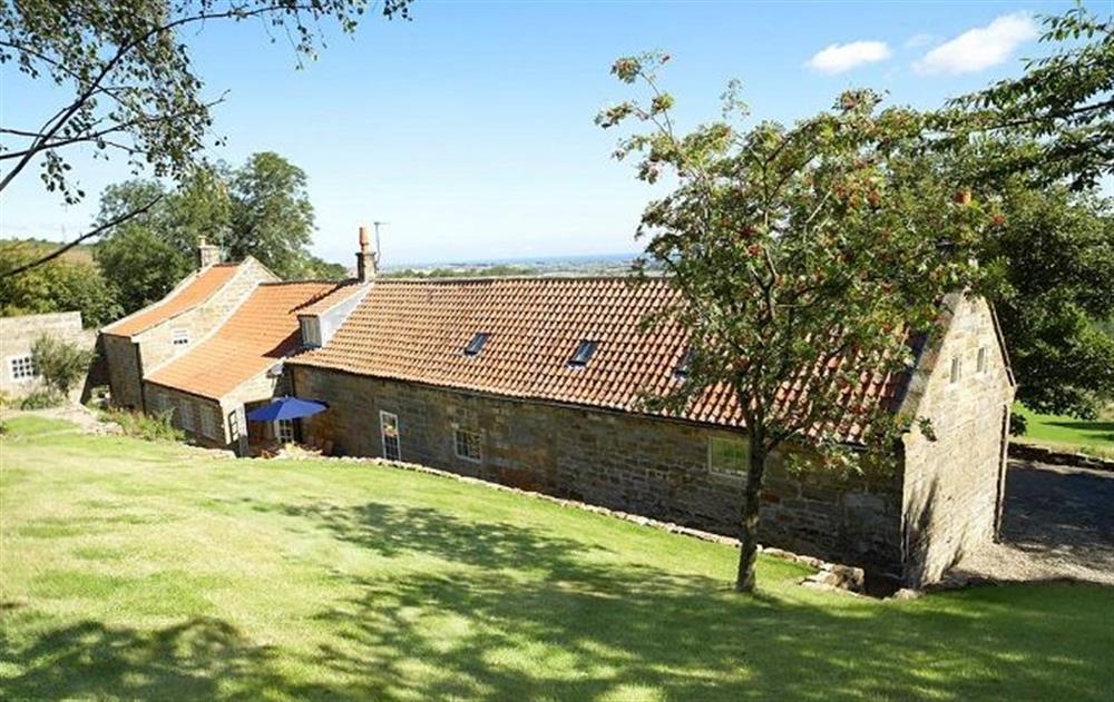 Hillside Farm in Littlebeck, Whitby - North Yorkshire sleeps 10