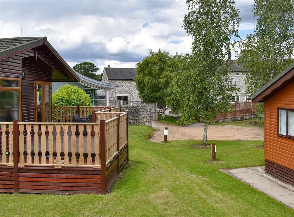 Lakeside in Carnforth, Lancashire sleeps 6