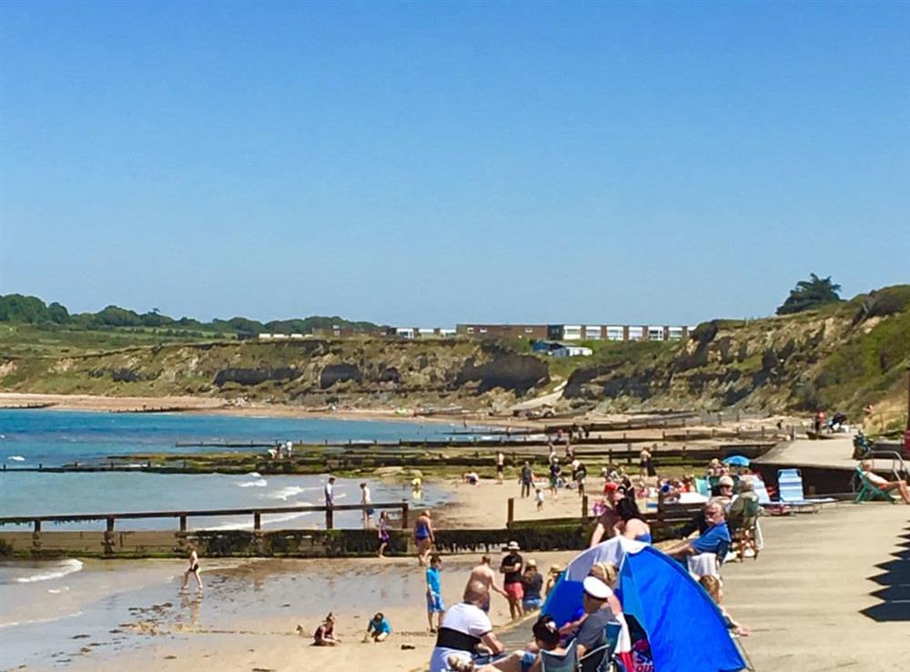 Photos of Longbeach Bungalows 23 Colwell Bay, near Freshwater, Isle of ...