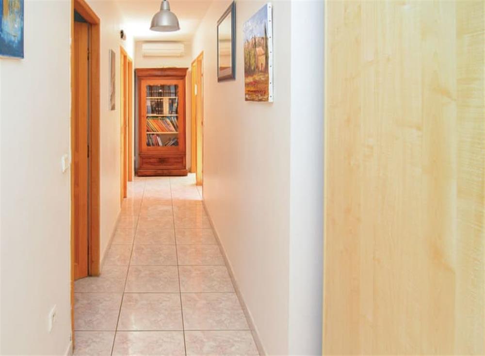 Loustau in Eyguières, near Arles, Bouches-du-Rhône , France sleeps 8