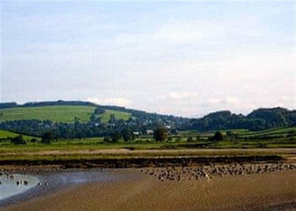 The Dixies in Sandside, near Milnthorpe, Cumbria sleeps 2