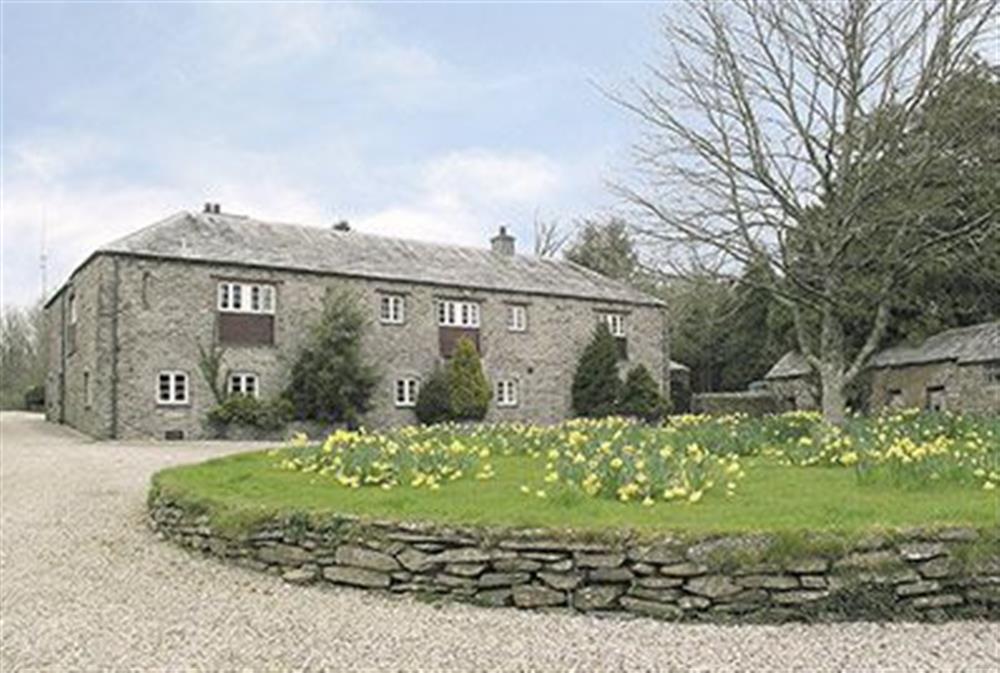 The Shooting Lodge in Colquite, Washaway, North Cornwall sleeps 18