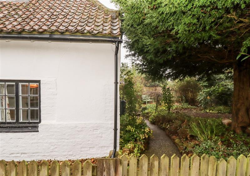 Photos of Yew Tree Cottage, Belchford